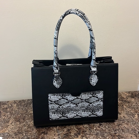 Harrods | Bags | Harrods Matilda Snake Shoulder Bag | Poshmark